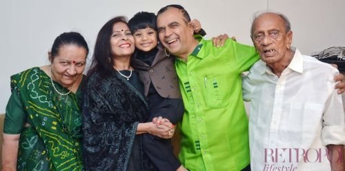 Yogesh Lakhani's mother donates her eyes and skin as part of the family ...