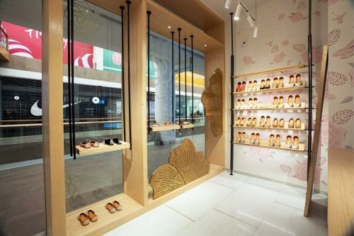 NEEDLEDUST launches first ever store in Mumbai at Jio World Drive, BKC ...