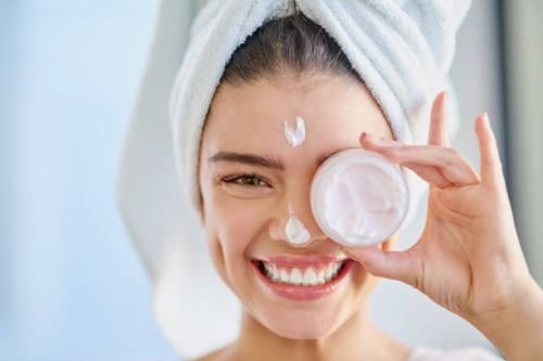 This Mother’s Day give your mom the best Derma skin treatment as a gift ...