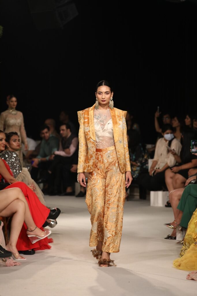 Varun Bahl showcases his Fall 2022 Haute Couture collection, New Leaf ...