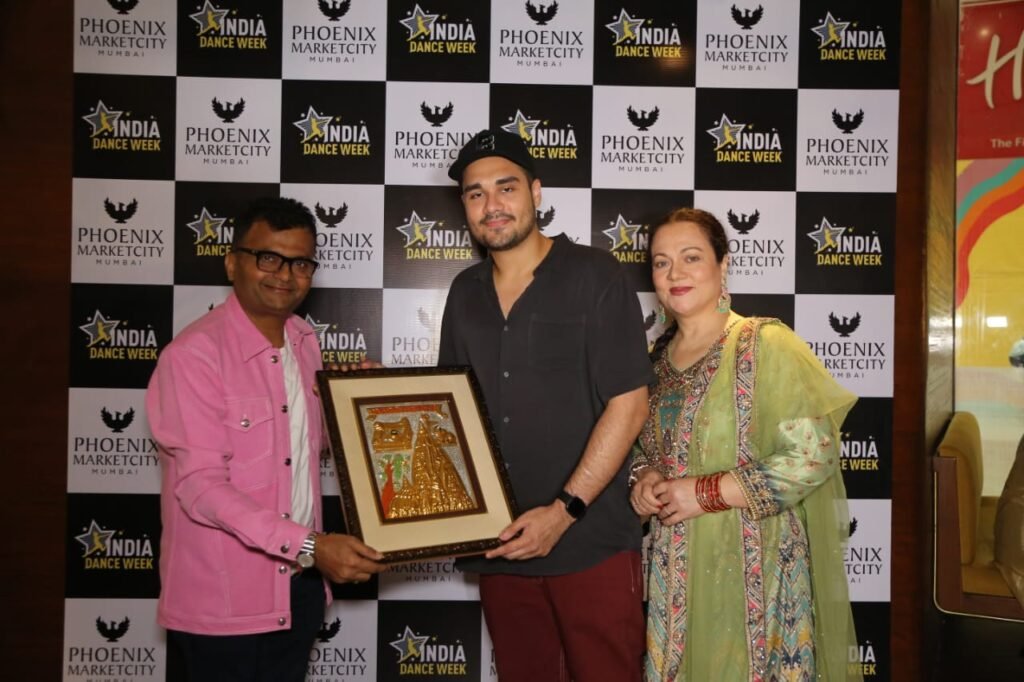 Mandakini Inaugurates Sandip Soparrkar's India Dance Week Season 7 ...