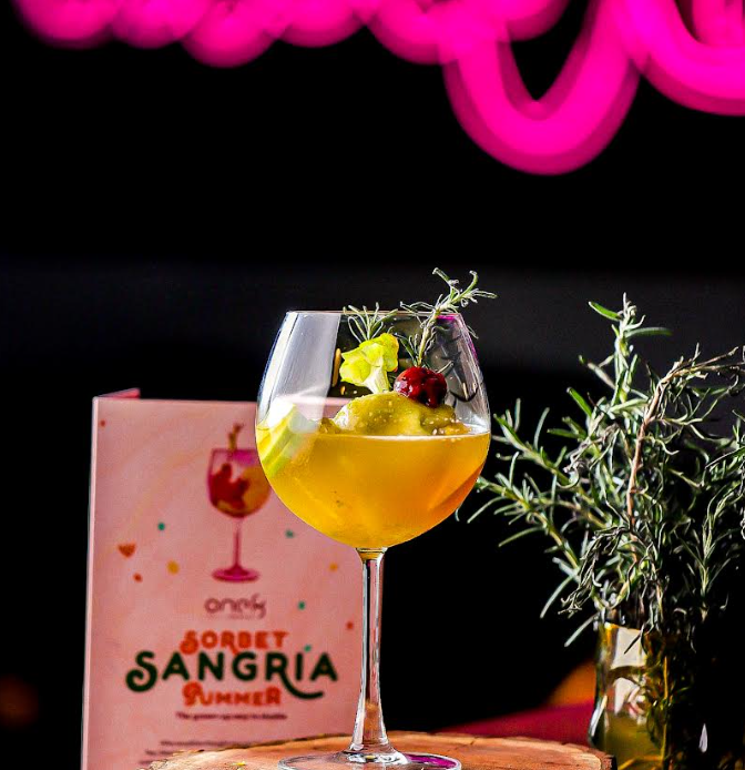 ONE8 COMMUNE-Experience 'Summer In A Glass' - Retropoplifestyle