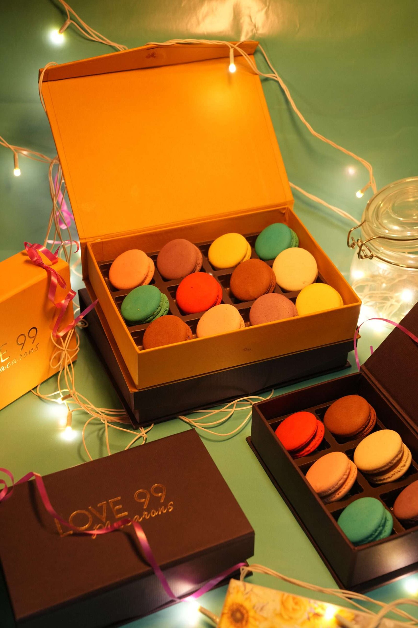 99 Pancakes’ Exquisite Macaron Gift Boxes - Retropoplifestyle